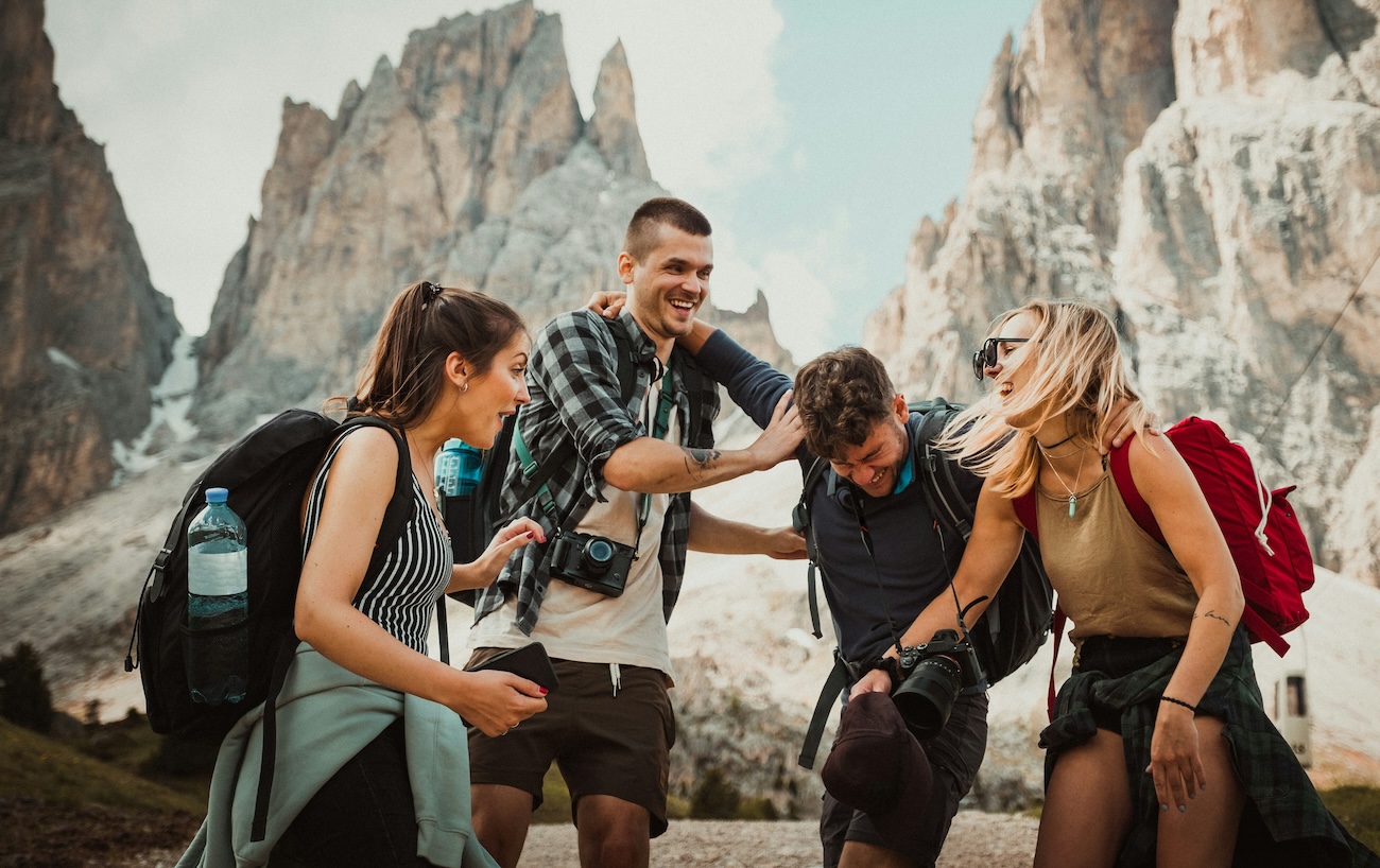 How to Meet People with Similar Interests Online